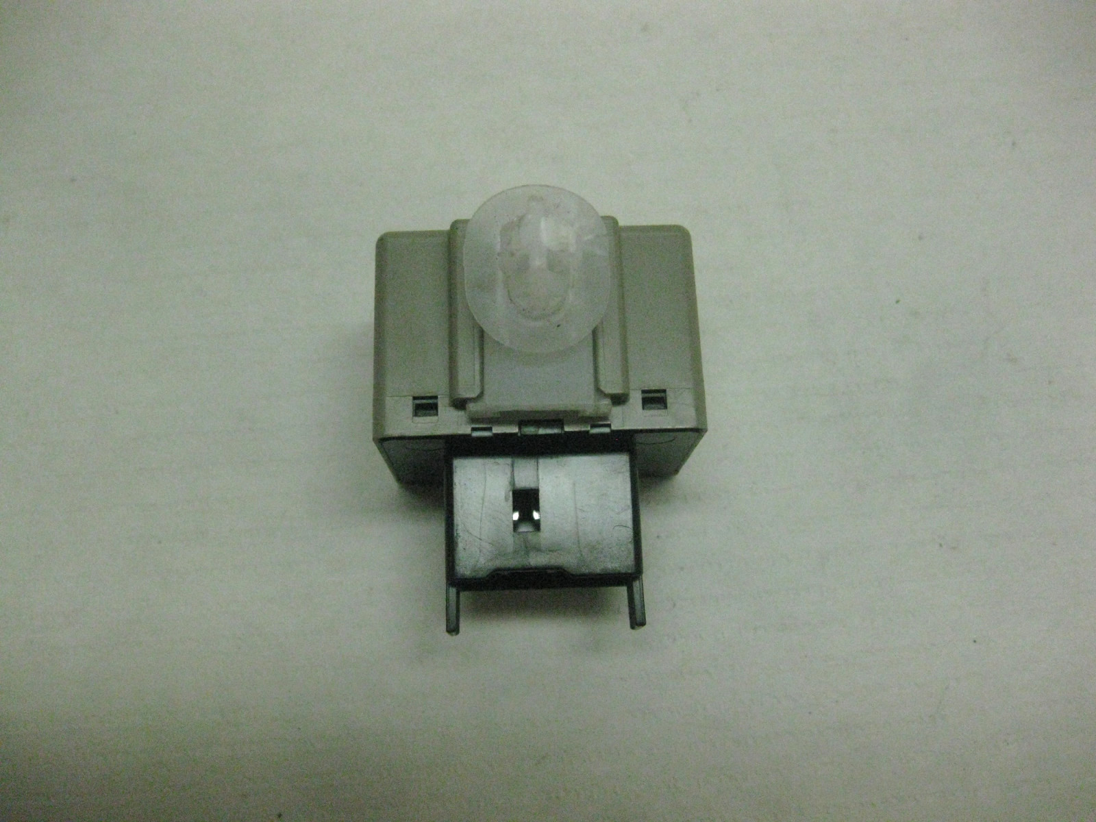 09 TOYOTA CAMRY LEXUS IS250 TURN SIGNAL FLASHER RELAY 81980-30170 OEM ...