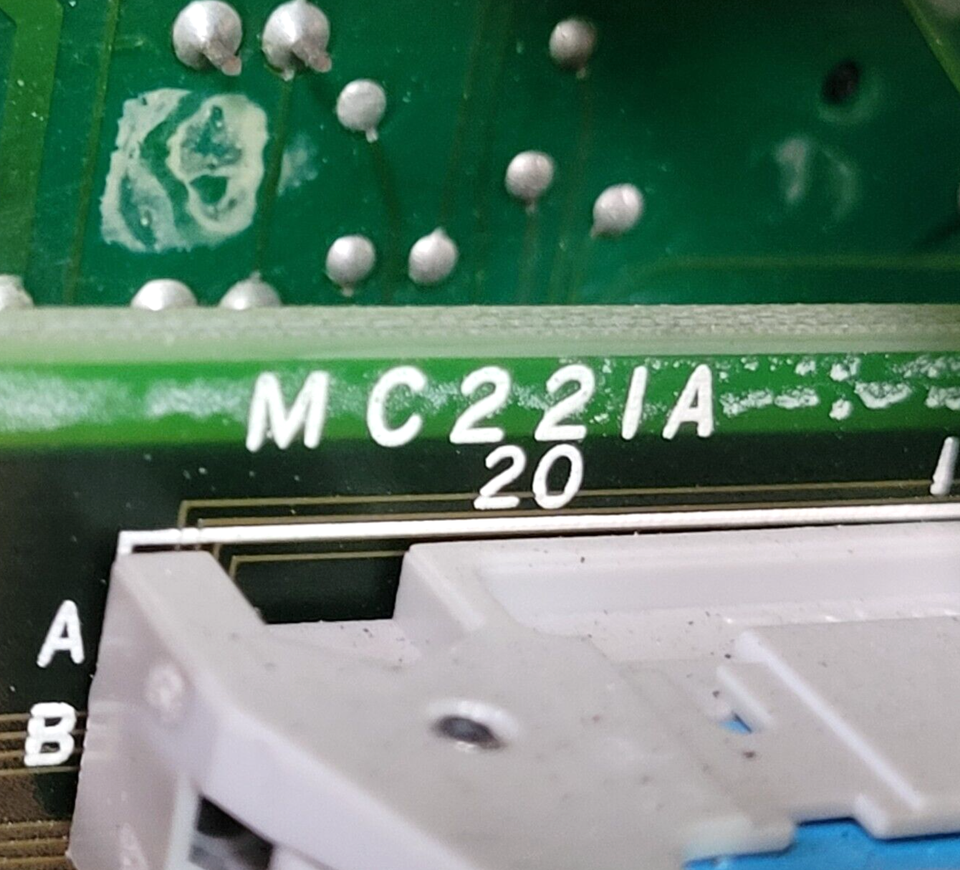 MITSUBISHI YZC441B-3 OPERATOR PANEL BN111B051 FROM MAZAK AJV-25/405 VMC ...