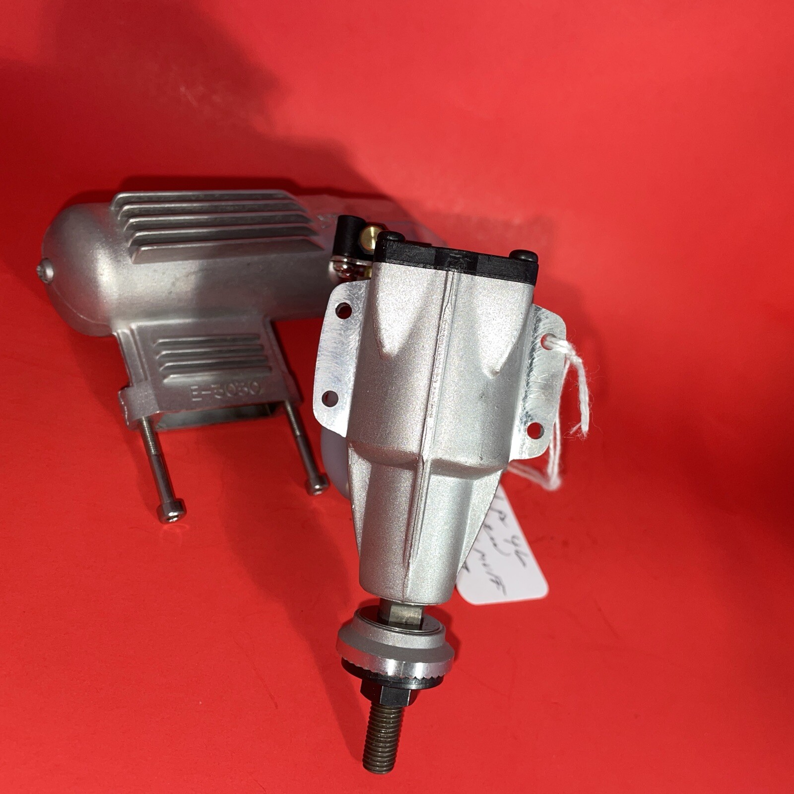 OS LA 46 C/L ENGINE COMPLETE WITH STOCK MUFFLER #7 NEW NO BOX REAR ...