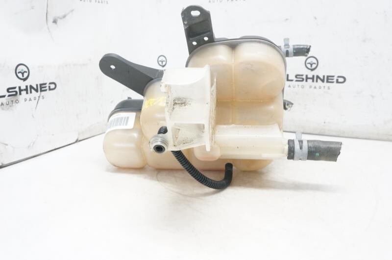 2016 Jeep Grand Cherokee 3.6L Radiator Coolant Reservoir Bottle ...