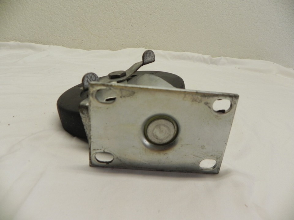 Matco Roll Cart 2 Piece Swivel Locking Casters 8 Bolts 5-3441, 5'' X 1 ...