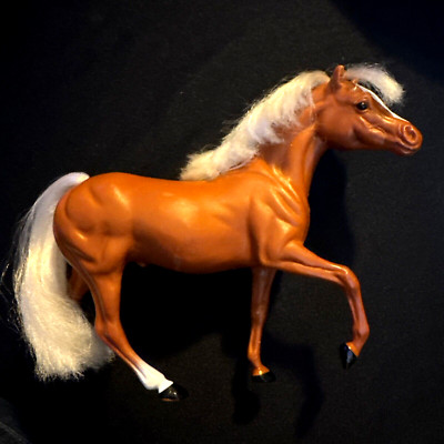 Vintage 1988 Marchon 7" x 8" Toy Collectible Palomino Horse | eBay