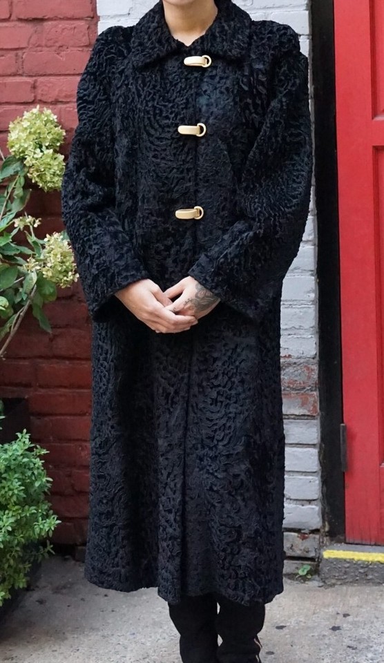 Real Karakul Sheep Lamb Fur Persian Lamb Fur long Coat Mink Fur Presale ...