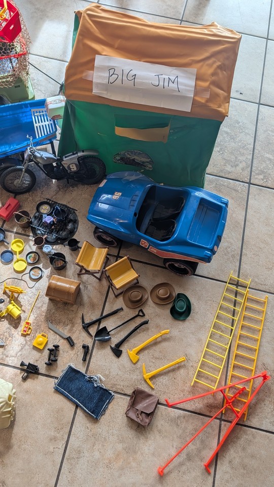 VTG Mattel Big 70s action figure Doll lot Truck Tent Boat Motorcycle ...