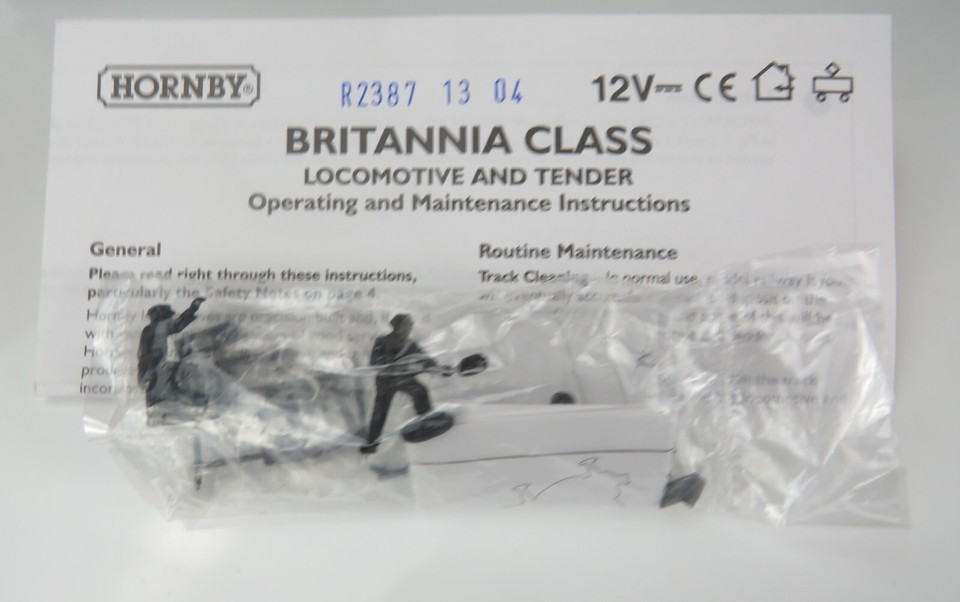 OO Gauge Hornby R2387 Britannia Class Loco 70018 Flying Dutchman BR ...