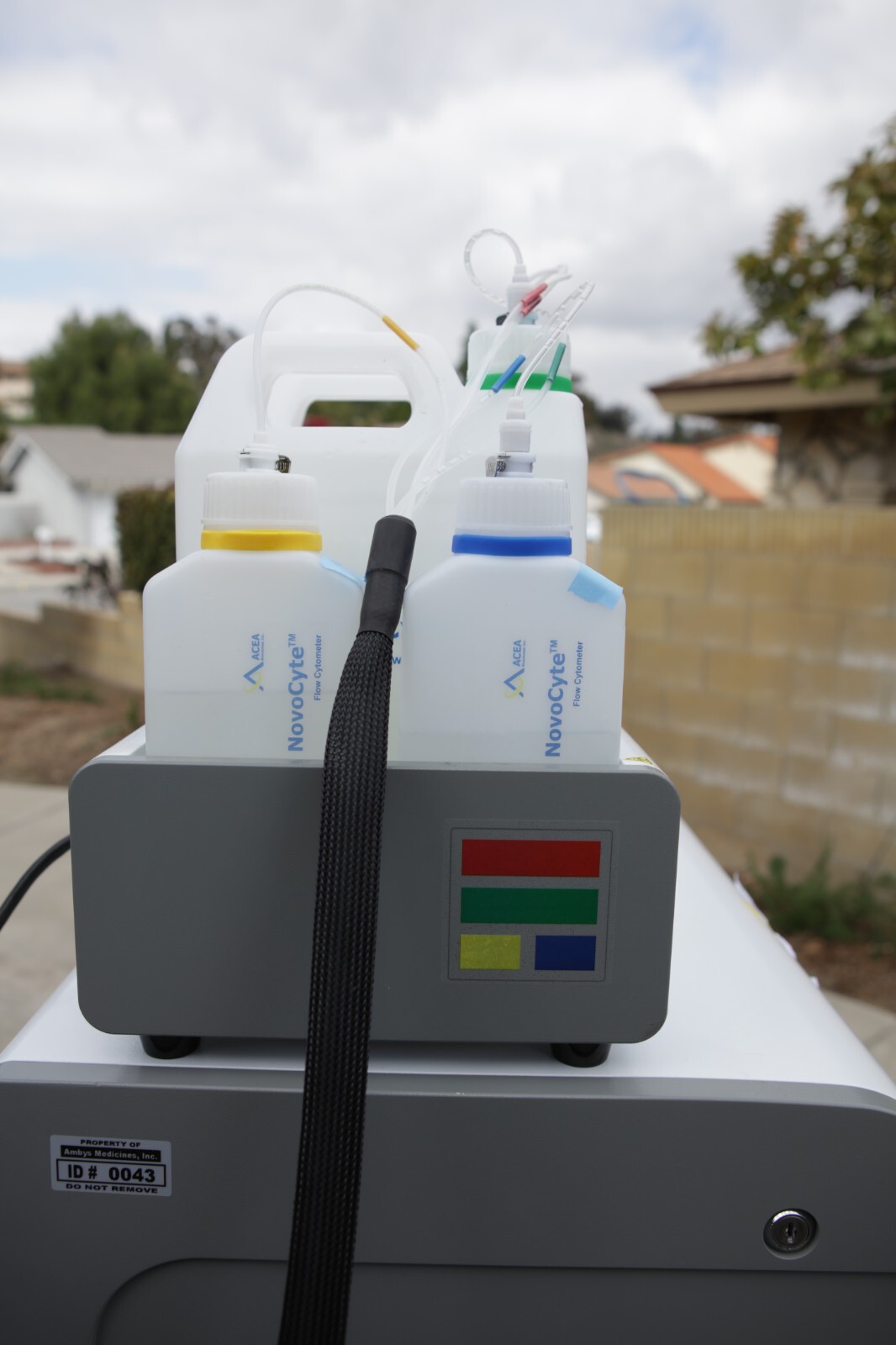 Agilent Acea Novocyte Novosampler Pro Flow Cytometer 2000R | eBay