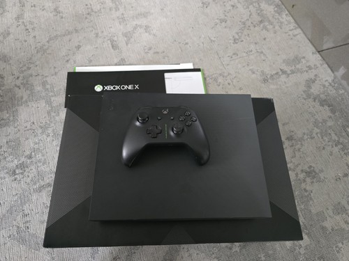 Microsoft Xbox One X 1TB Project Scorpio Edition - Box, Console ...