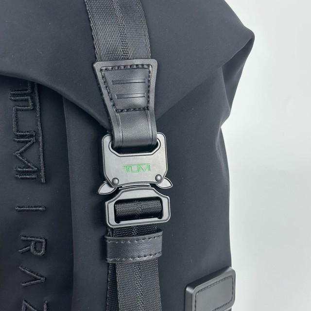 Tumi Razer Bozeman Sling Bag Black Green Nylon Travel 798701DGR for ...