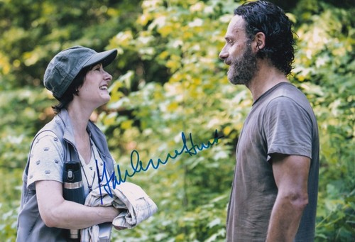 GALE ANNE HURD signed Autogramm 20x30cm THE WALKING DEAD in Person ...