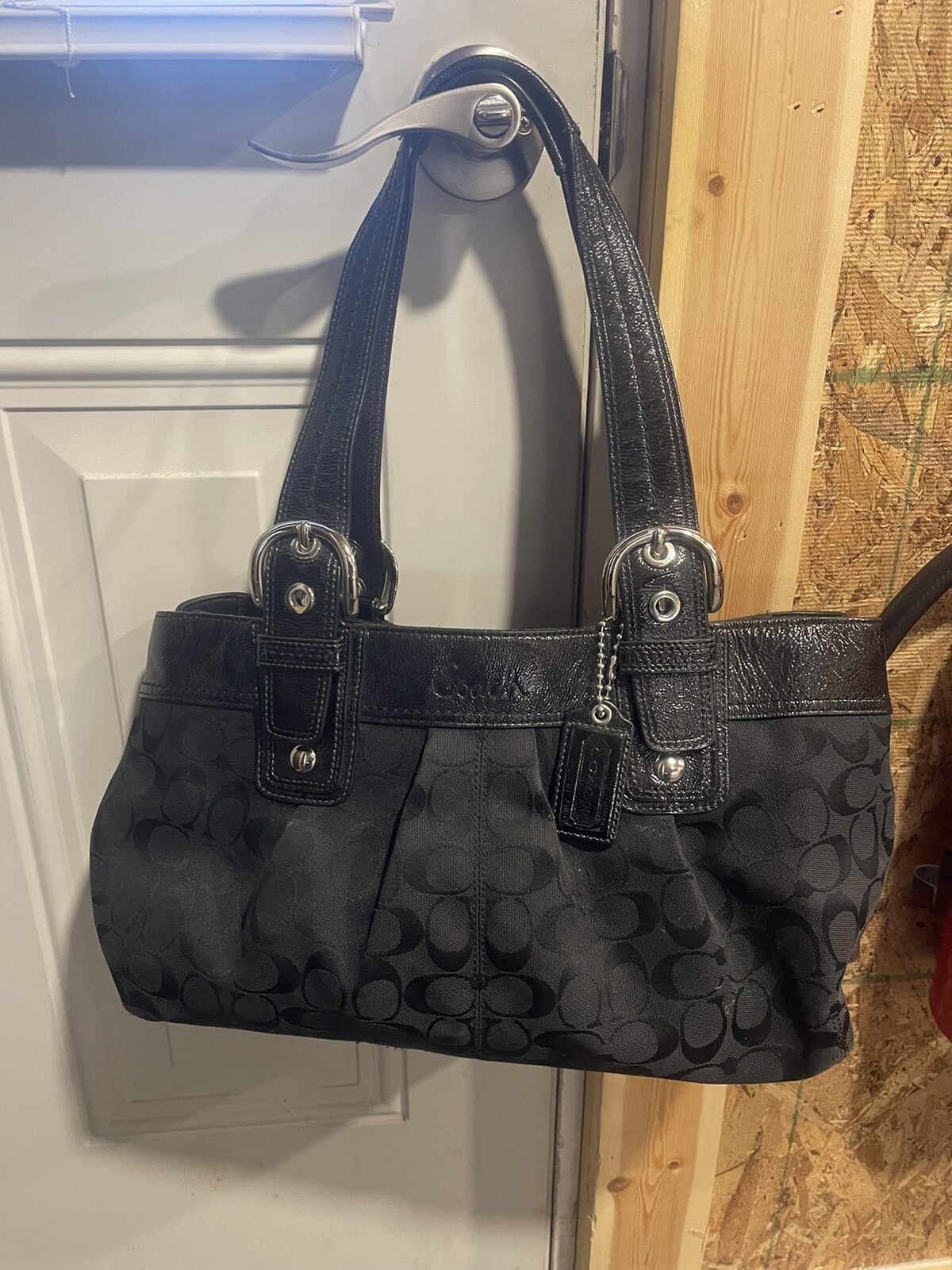 COACH Signature Canvas Black Patent Leather Women’s P… - Gem