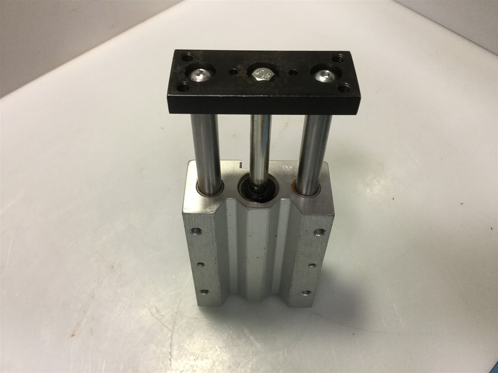 Parker P5T-J016RHFN050 Compact Guided Cylinder Short 16mm-Bore 50mm ...