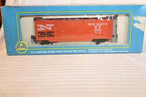 HO Scale AHM, 40' Box Car, New Haven, Orange, #36100 - 5298 | eBay