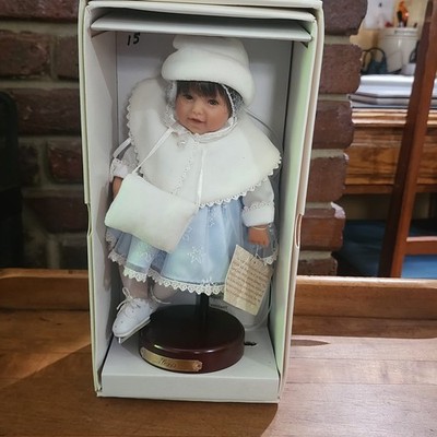 Lee Middleton Doll Alexis by Reva Schick New NRFB | eBay