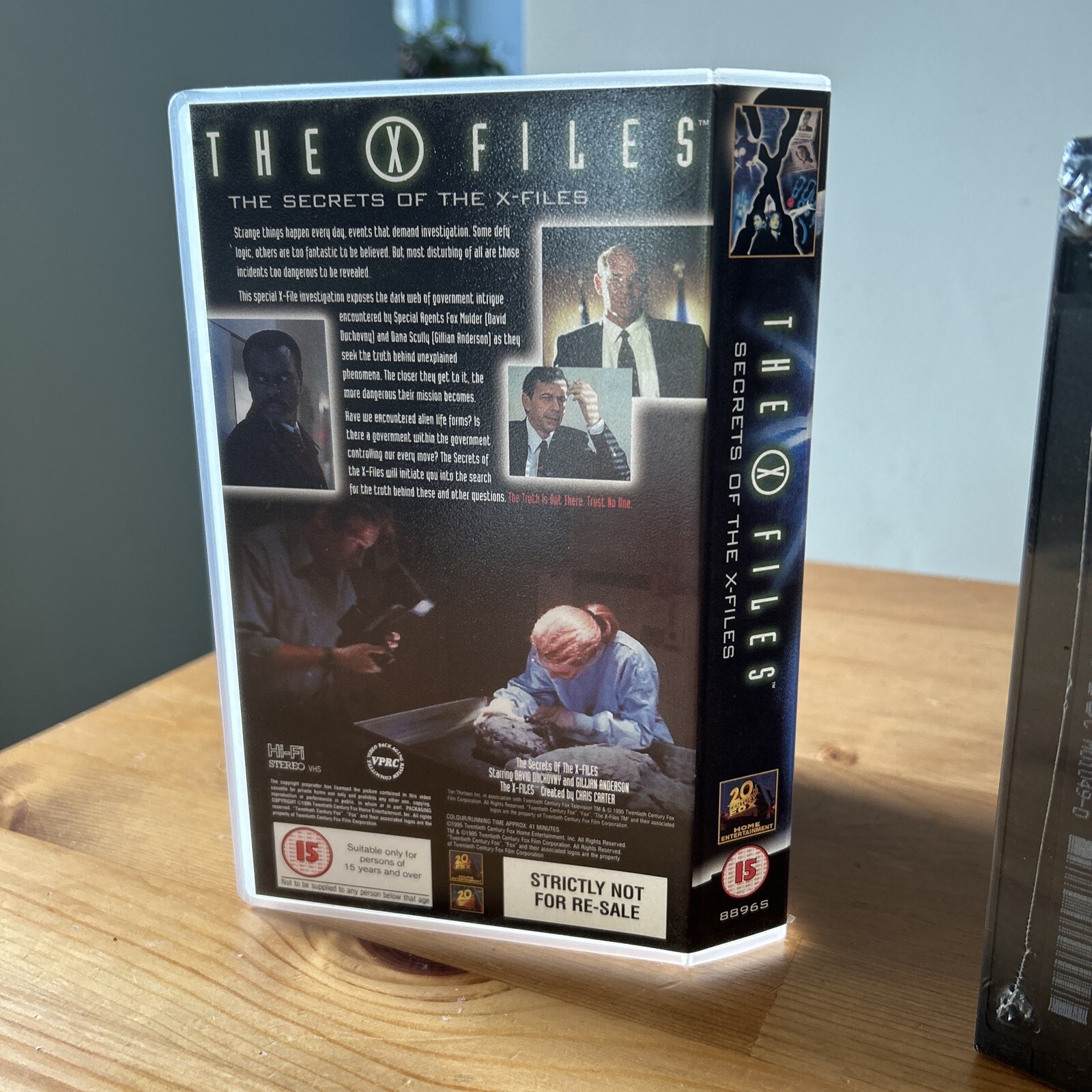 RARE The X-Files SEALED VHS - Secrets of the X-Files Gillian Anderson ...