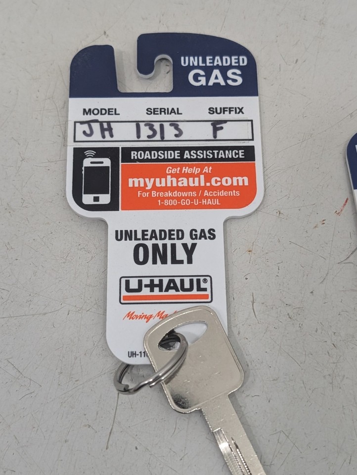 4 Vintage Uhaul Hard Plastic Rental Truck Key Tag used Keychain ...