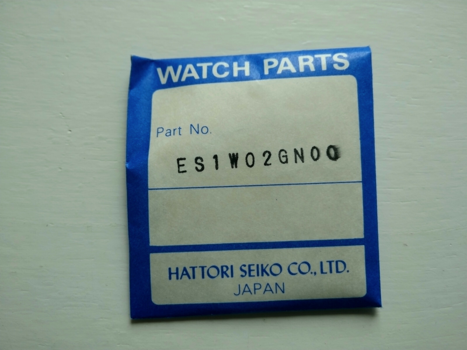 Genuine NOS Seiko Watch Crystals - Various shapes & sizes 19 of 23 | eBay
