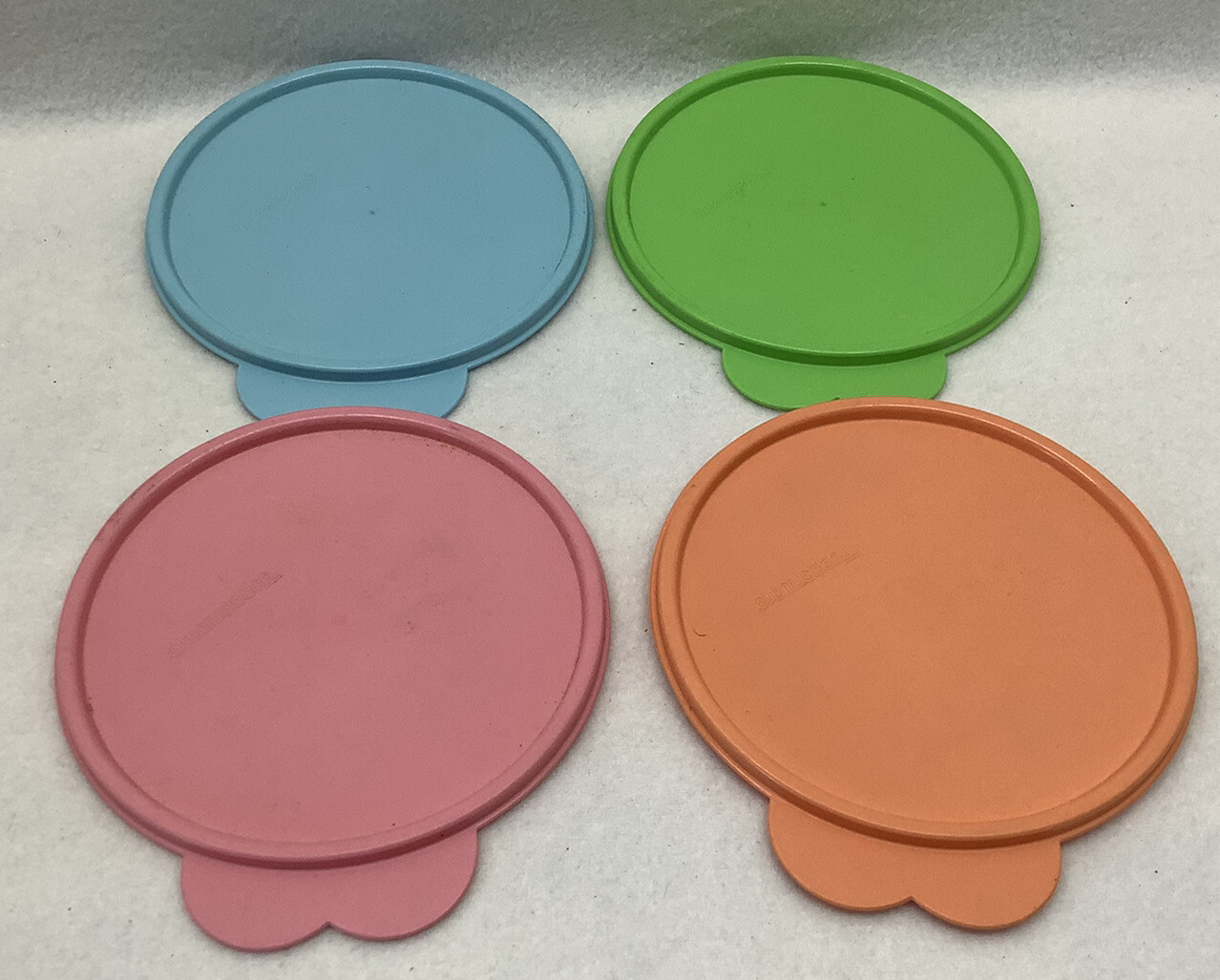 Vintage Tupperware Replacement Lids#2541D Butterfly Tab C Blue Green ...