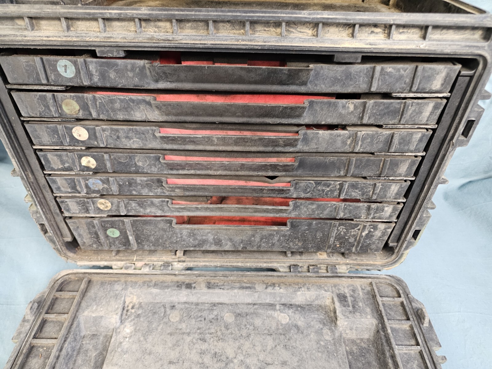 PELICAN 0450 Tool Box General mechanics GMTK damaged working table top ...