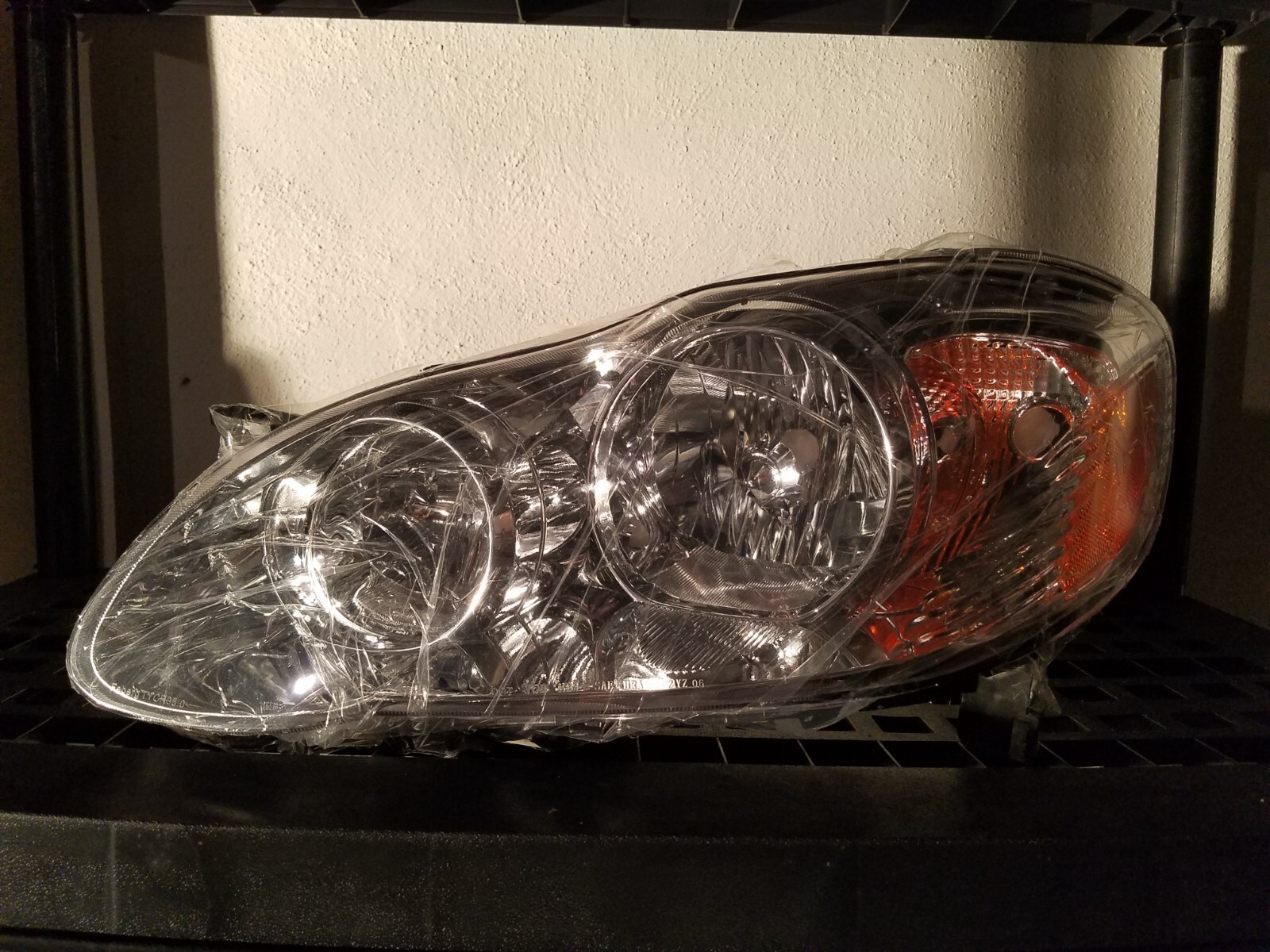 New Feberg TYCR05.0 Headlight Left for 2003-2008 Toyota Corolla ...