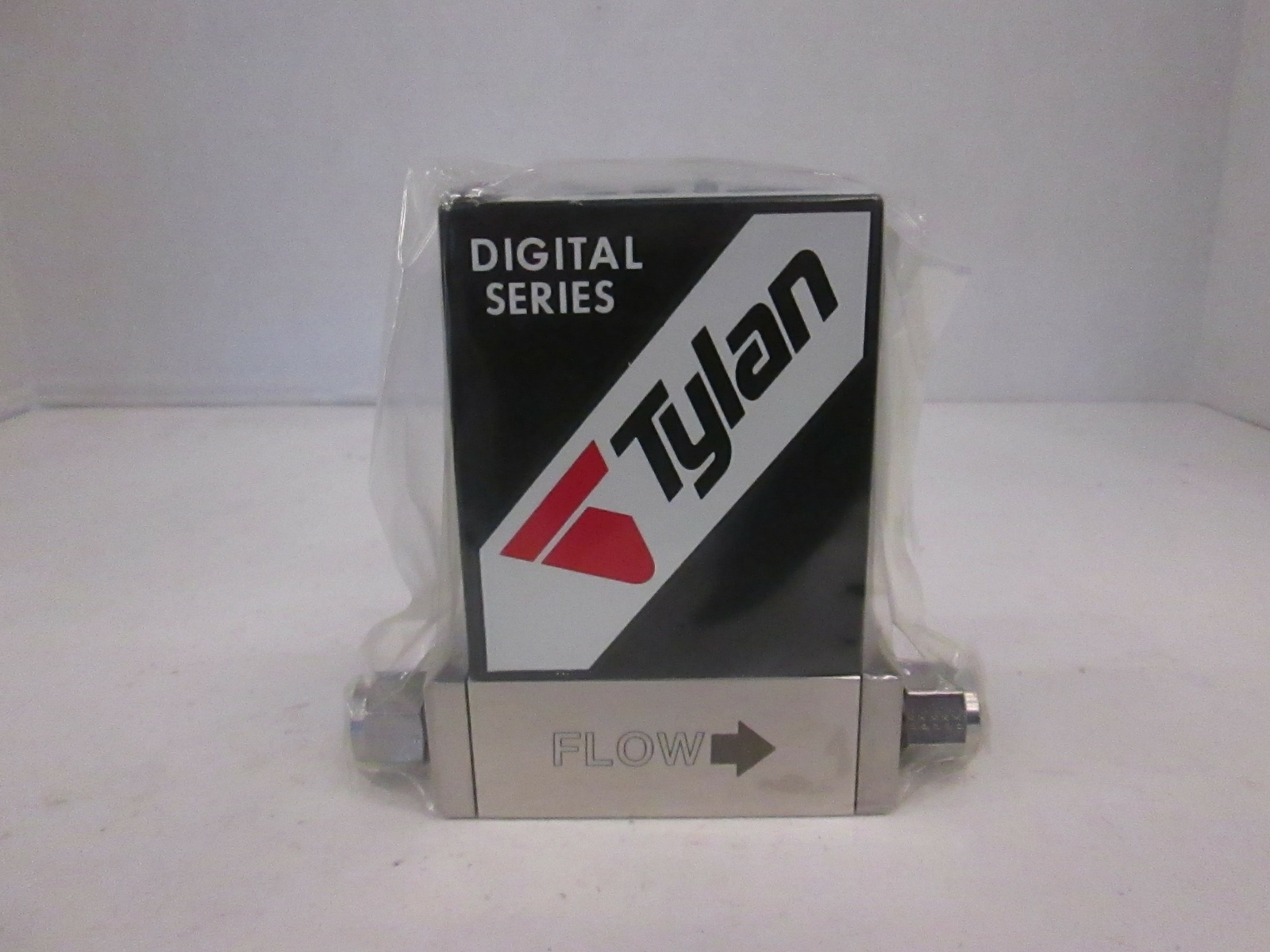 Tylan DFM-3900M, MFC Mass Flow Controller 300 SCCM, N2, Rfrb | eBay