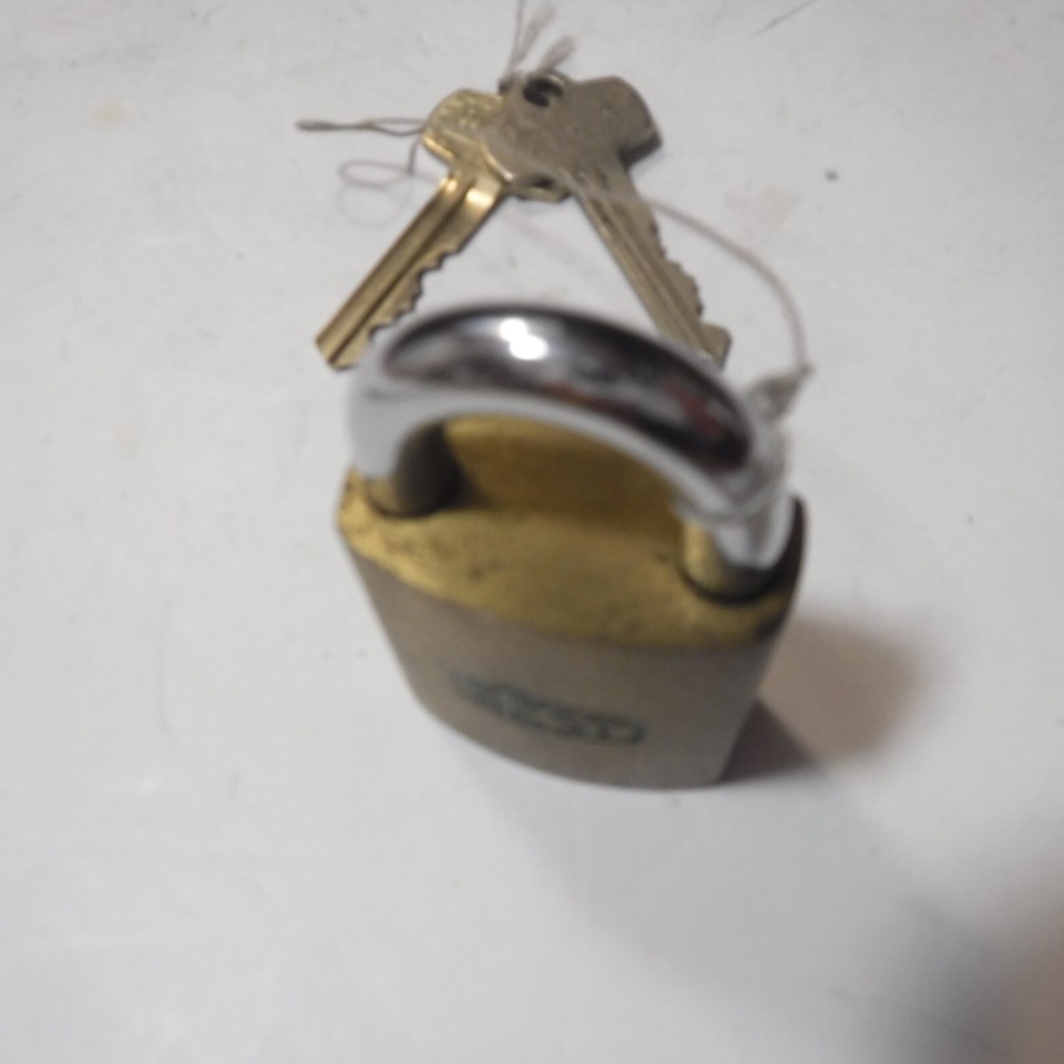 Best padlock 2 operating keys | eBay