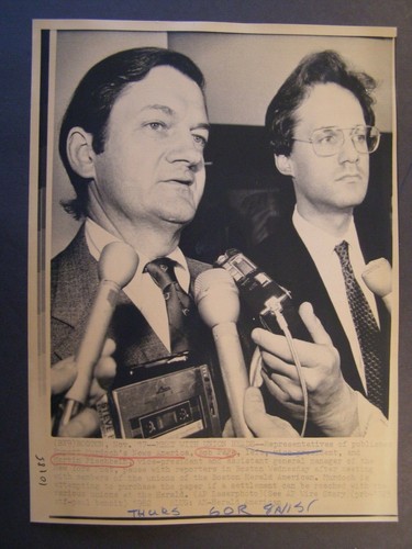AP Wire Press Photo 1982 Rupert Murdoch News America Bob Page Boston ...