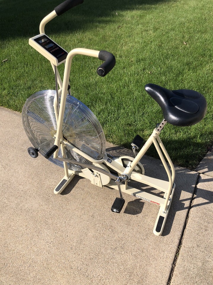 SCHWINN AIRDYNE EXERCISE BIKE, Great For Rehab, Working digital ...