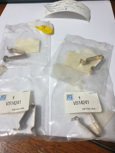 Holden Commodore VB,VC Brock HSV Genuine GMH Front Indicator Retaining ...