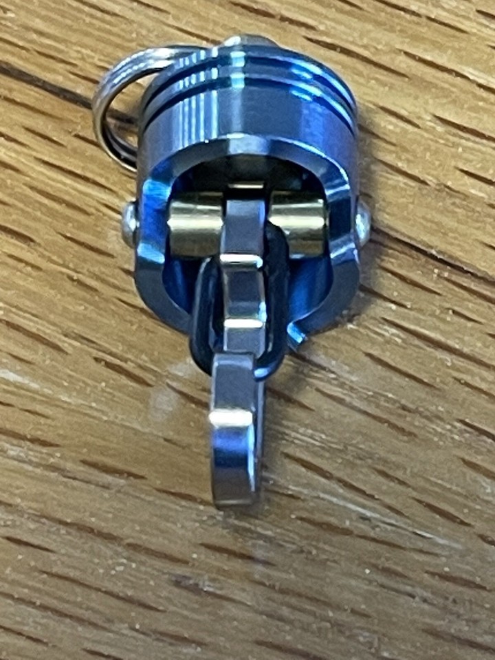 EDC Titanium Ti Carabiner Keychain Key Ring, Frankenrobo Piston Skull, Blue | eBay