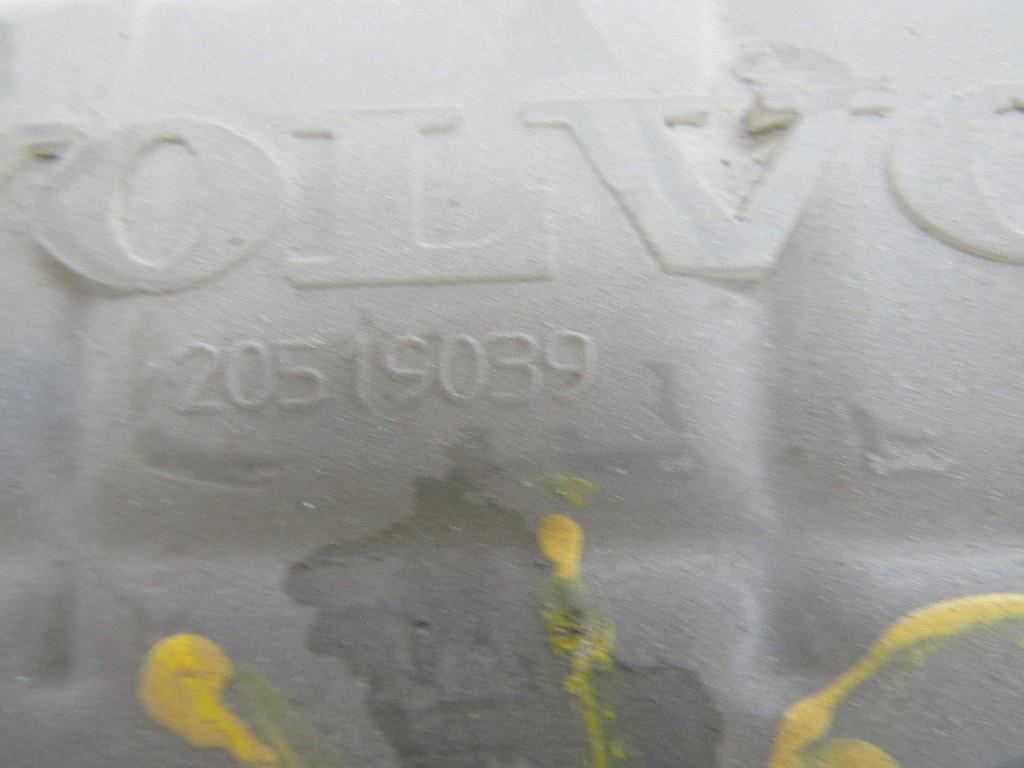 Volvo radiator overflow surge tank coolant reservoir 20519039 FREE ...