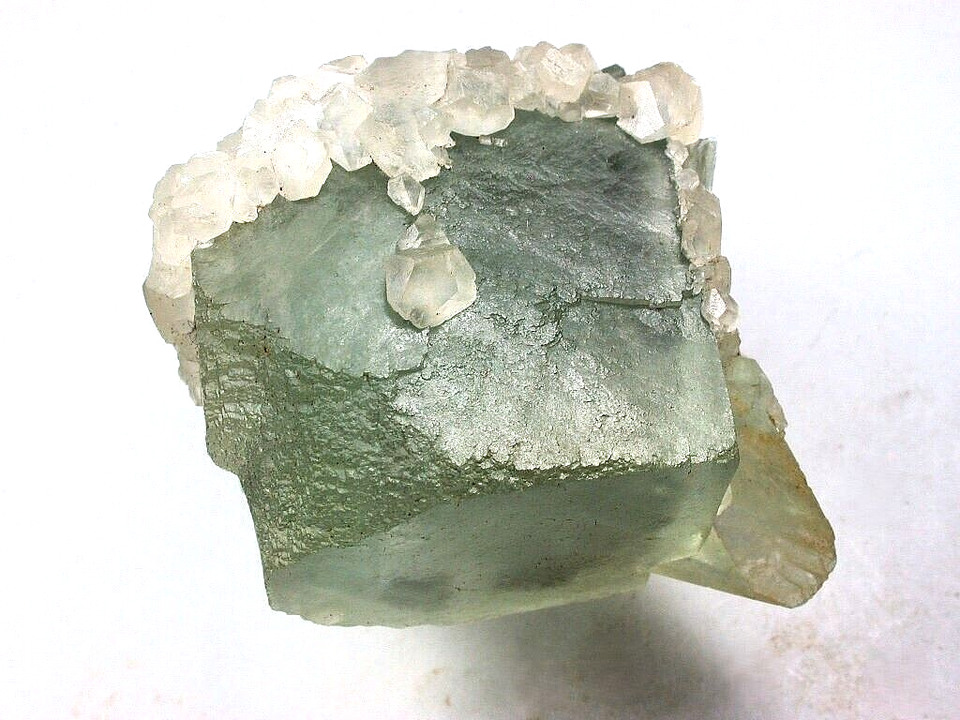 MINERALS : TRANSPARENT GREEN FLUORITE XTLS WITH CALCITE, DONGPOSHAN ...