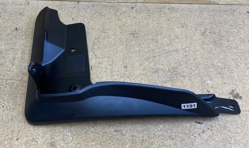 2018-2022 Toyota CAMRY SE & XSE FRONT MUDGUARD RIGHT PU060-03181-TF OEM ...