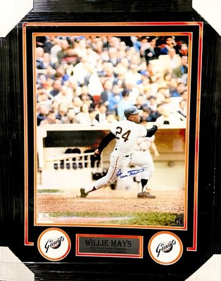 Willie Mays Signed Framed 16x20 Photo Giants Frame Size 23x30 Mays ...