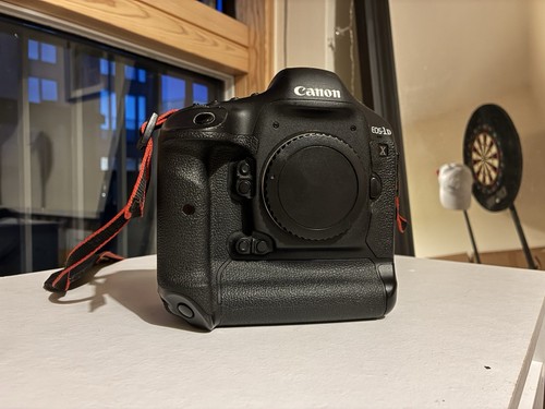 Canon EOS 1DX 18.1MP Digital SLR Camera Body & Battery | eBay UK