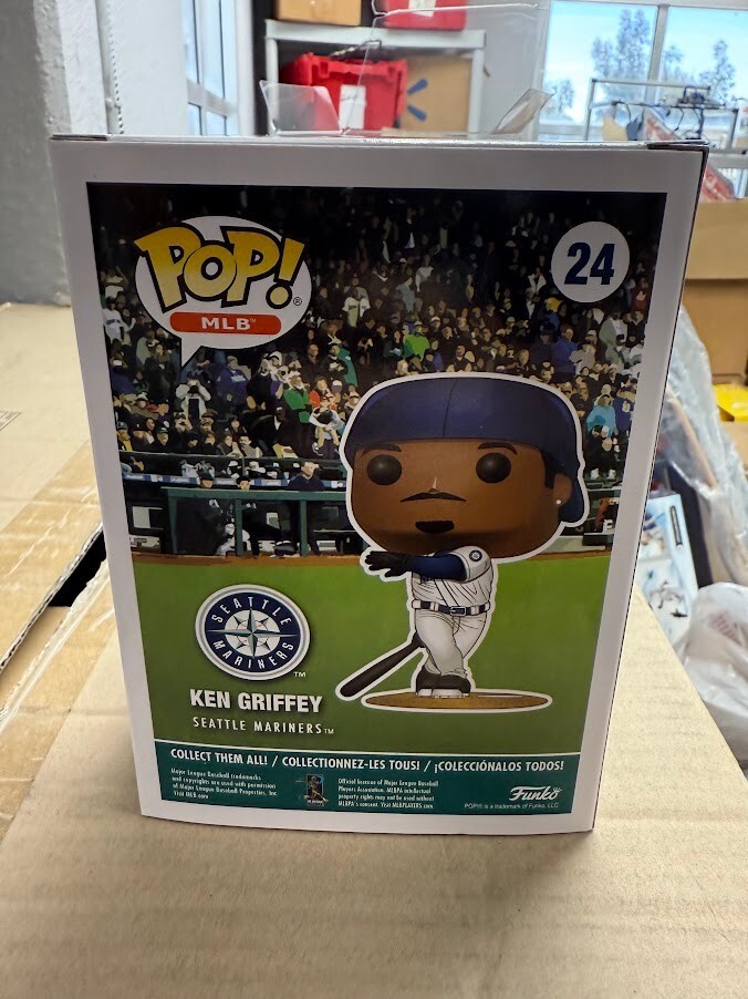 Funko POP! MLB: Seattle Mariners - Ken Griffey (Error Box)(Safeco Field ...