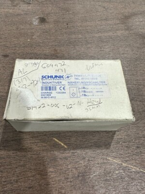 SCHUNK 0301588 INDUCTIVE PROXIMITY SWITCH, 24VDC B104 | eBay