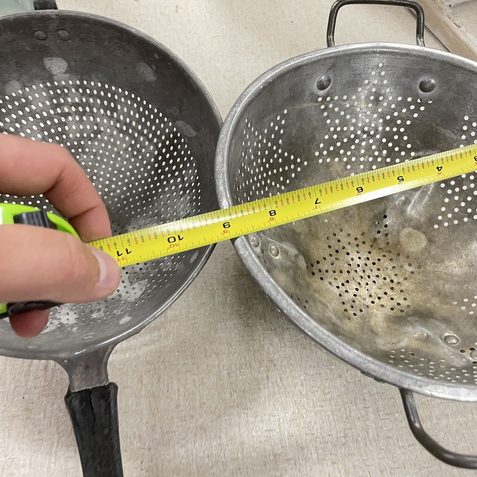 Vtg Pair 2 Colanders Aluminum Metal Footed Strainers Handles 7 Star ...