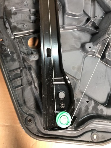 2013-2016 MERCEDES GL FRONT RIGHT PASS DOOR WINDOW REGULATOR PANEL A ...