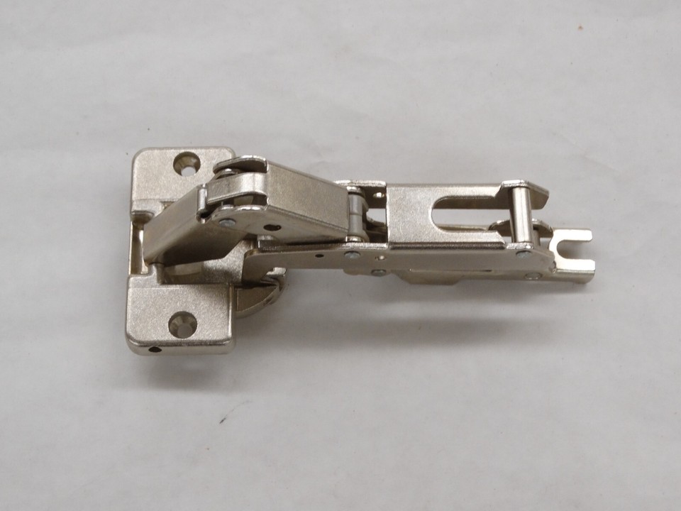 2 Vintage NOS BLUM 170 Degree Self Close Slide-On Cabinet Hinges ...