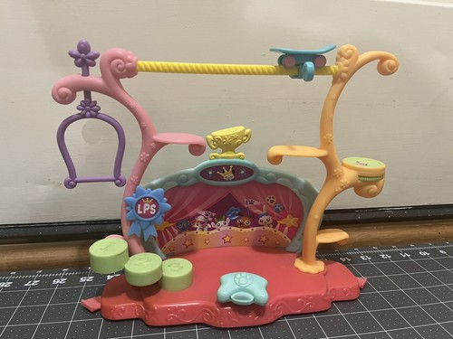 LPS Littlest Pet Shop Hasbro Talent Show Stage only- Showcase Your Pet ...