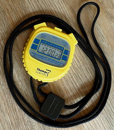 Thomas Scientific Traceable 1042 Shockproof Water-Resistant Stopwatch ...