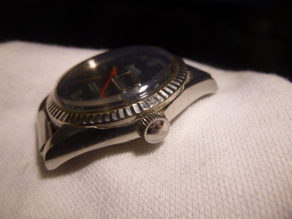 Bulova Oceanographer Automatic 333 Feet 10k Gold Bezel Ring Men's watch ...