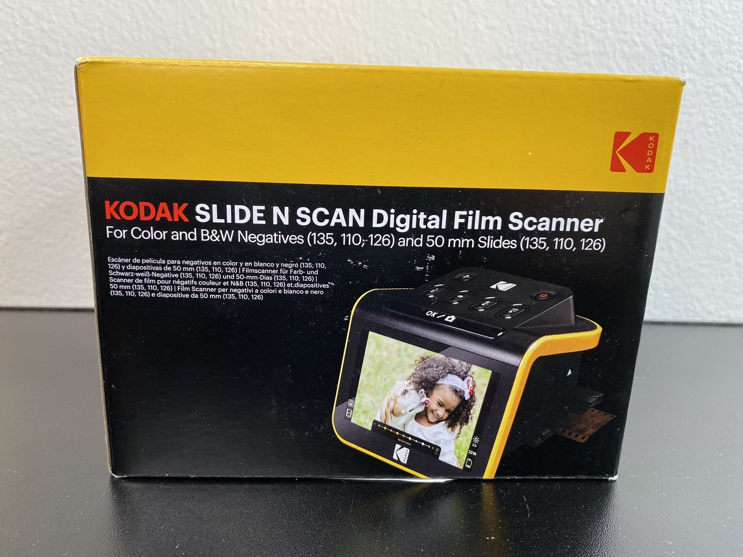 Kodak Slide N Scan Digital Film Scanner for Color/B&W Negatives ...