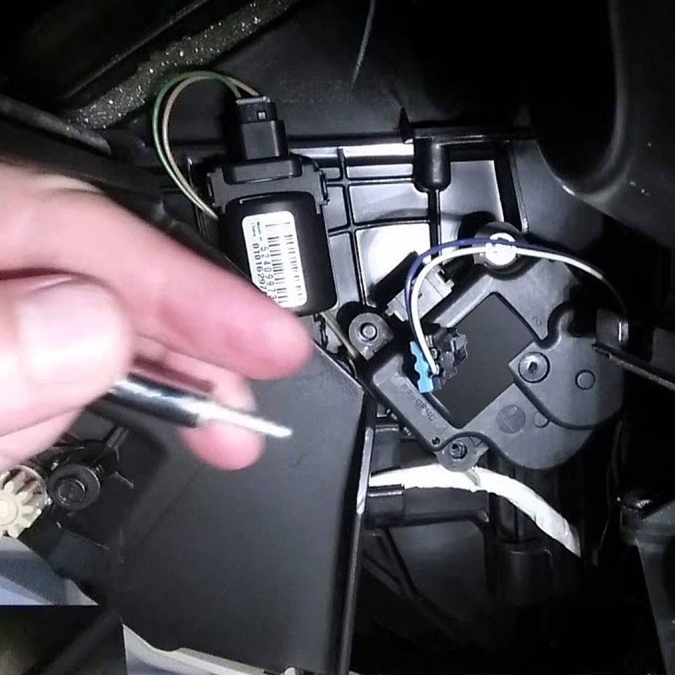 2pcs Heater Blend Actuator Door For 04-10 Chevy 604-108 Impala 22754988 ...