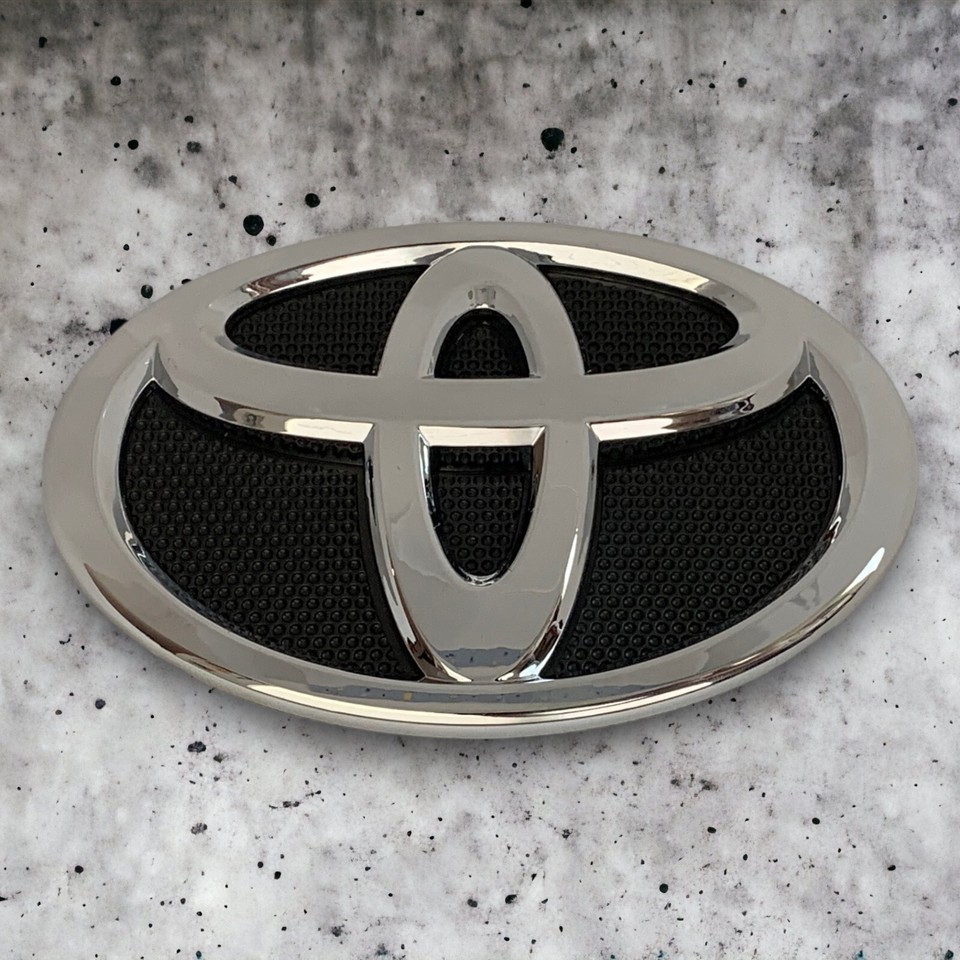 Toyota Front Grille Emblem Logo Corolla 2009 2010 2011 2012 2013 | eBay