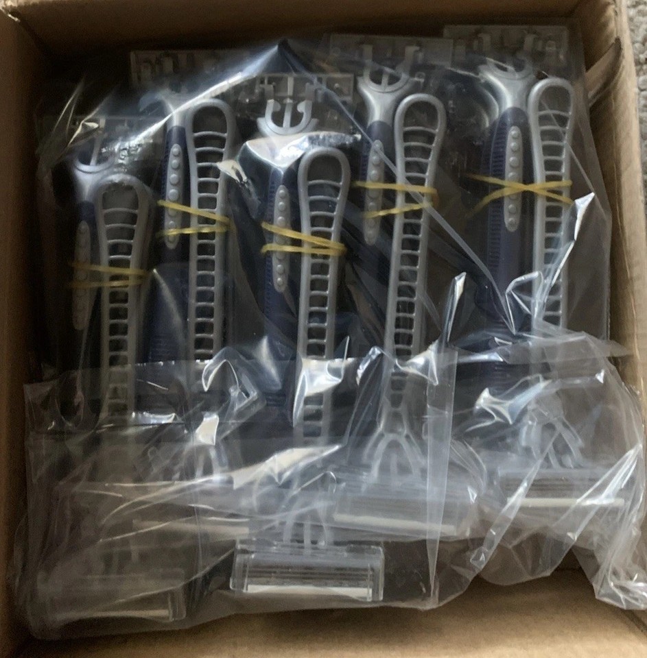 DawnMist*Triple Blade Disposable Razor Pivot Head Lubricated Stripe Box ...