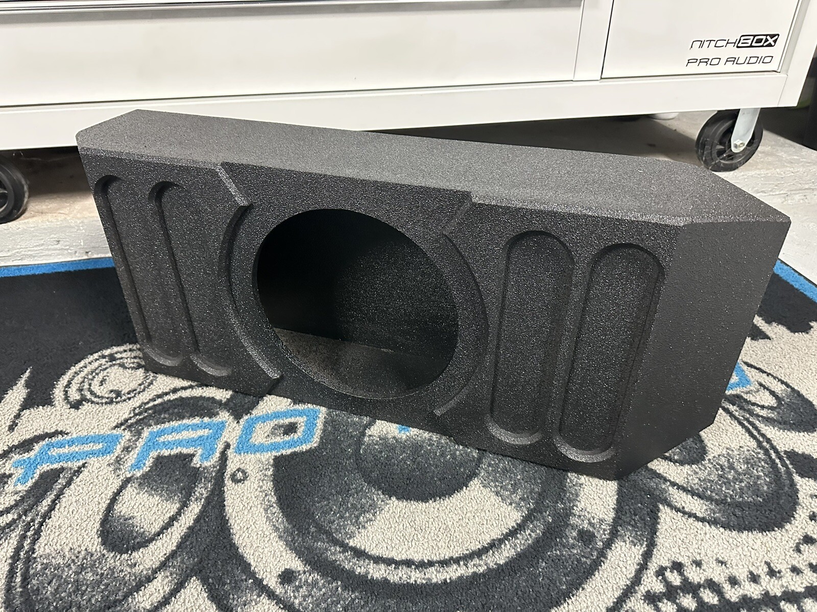 2018-25 Jeep Wrangler JL/JLU 12” Tailgate Subwoofer Enclosure Box | eBay