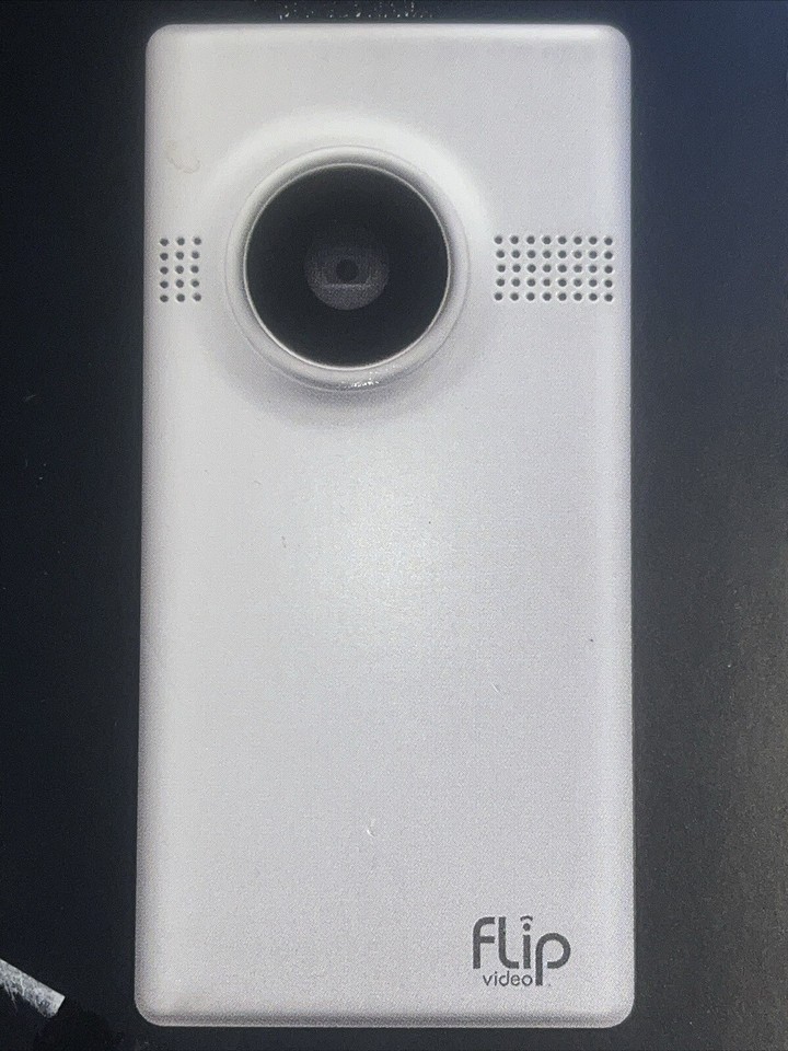 Cisco Flip Video M3160S 3rd Gen Mino HD 4GB LCD Video Camera Silver NIB ...