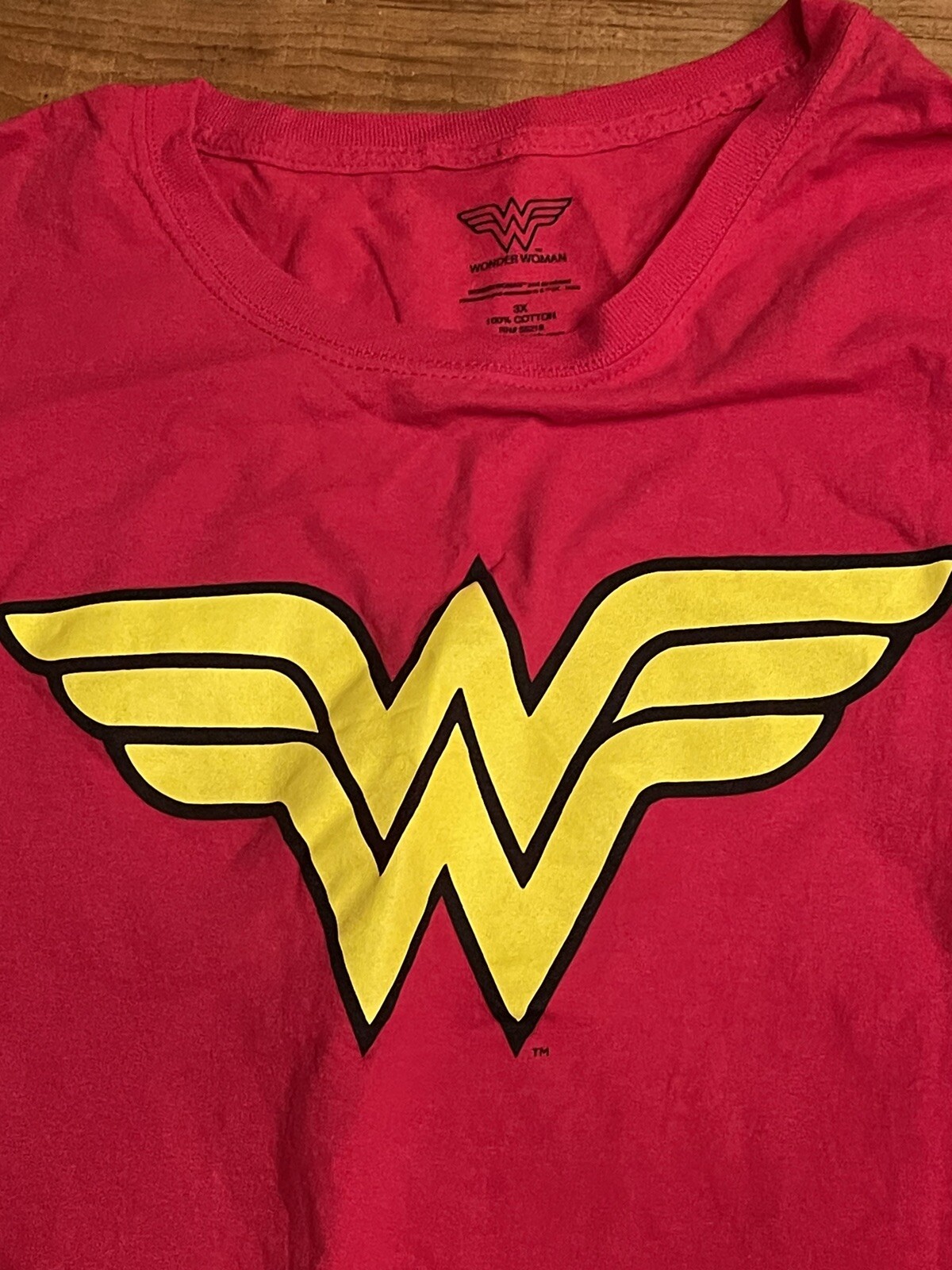 Wonder Woman Red Shirt Yellow Logo 3XL - Gem