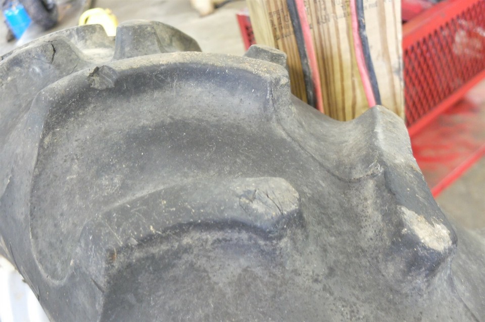 62 - 65 Early Ford 4000 Tractor 801 901 rear back wheel rim and tire | eBay